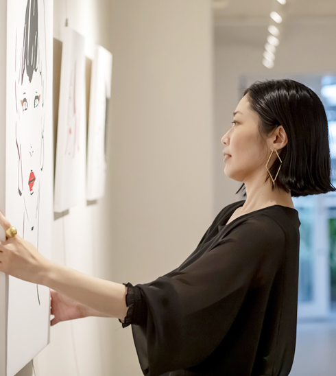 ABOUT | 線画アーティスト ヨシダエリ